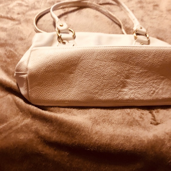 Danier | Bags | Danier White Leather Shoulder Bag | Poshmark